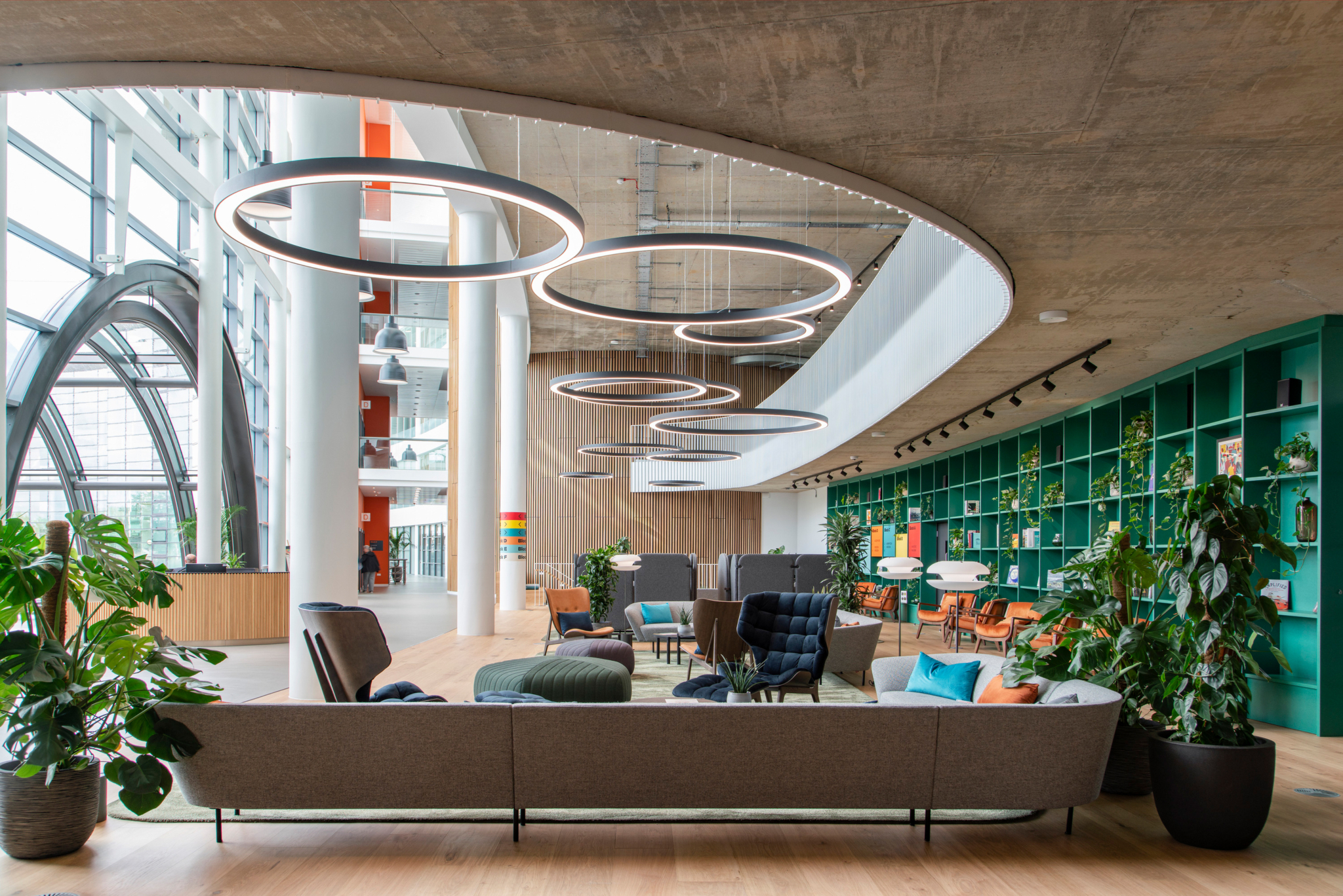 The new benchmark for working | Morgan Lovell