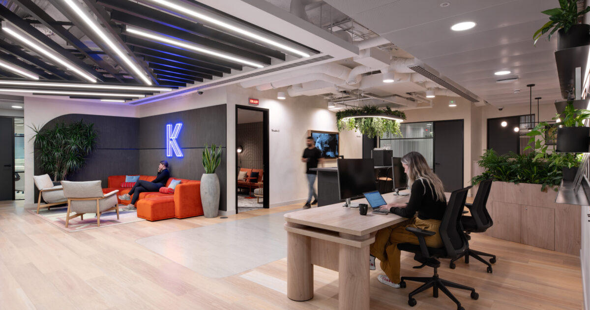 The Role of the Office in Workplace Leadership | Morgan Lovell